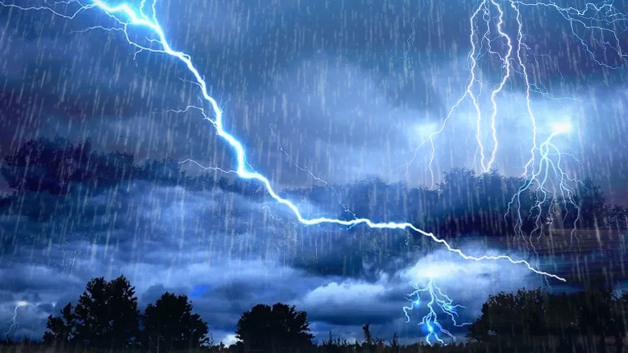 Rain Alert: వానలే.. వానలు.. ఈ ప్రాంతాల్లో ఉరుములతో కూడిన భారీ వర్షాలు ...