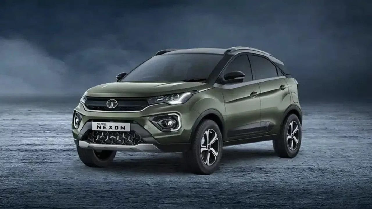 Tata Nexon: సూపర్ లుక్‌లో టాటా నెక్సాన్ కార్లు..సన్ రూఫ్ అప్‌డేట్ ...