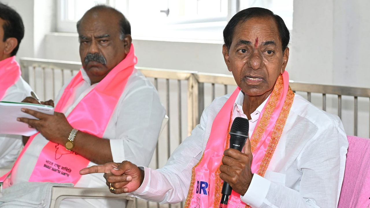KCR: తెలంగాణ భవన్‌కు గులాబీ బాస్.. బీఆర్ఎస్ సిల్వర్ జూబ్లీ వేడుకలు నిర్వాహణపై చర్చ - Telugu News ...