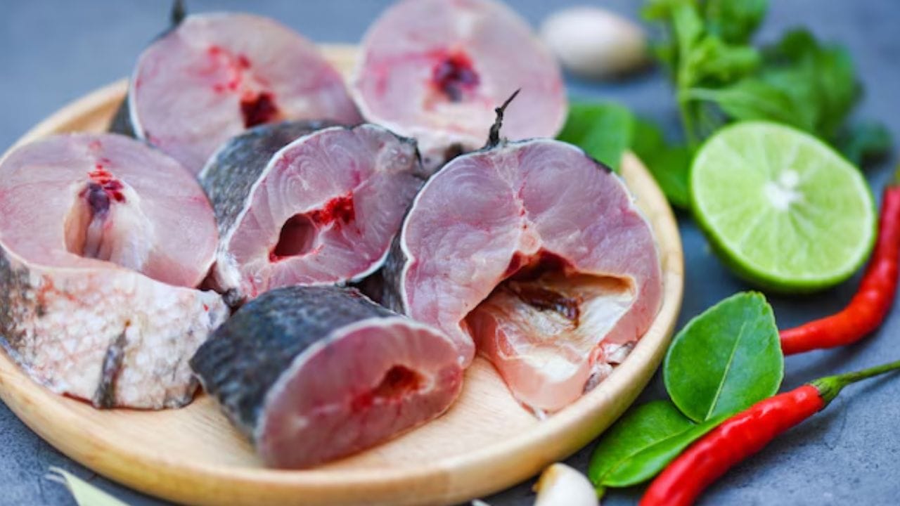 Unhealthy Fishes: చేపలు తినడం ఆరోగ్యానికి హానికరమా..? చేపల గురించి మీకు ...