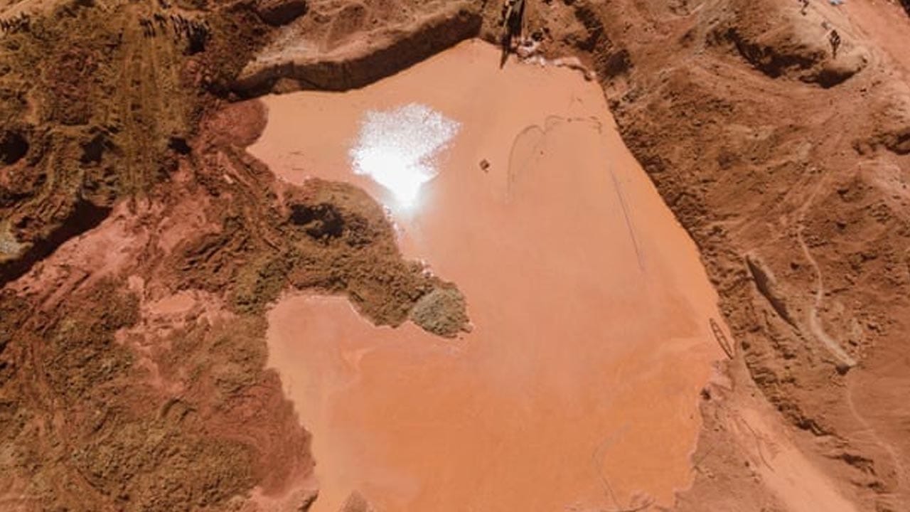 Gold Mine: బంగారు గనిలో భారీ ప్రమాదం.. కొండ చరియలు విరిగిపడి 48మంది ...