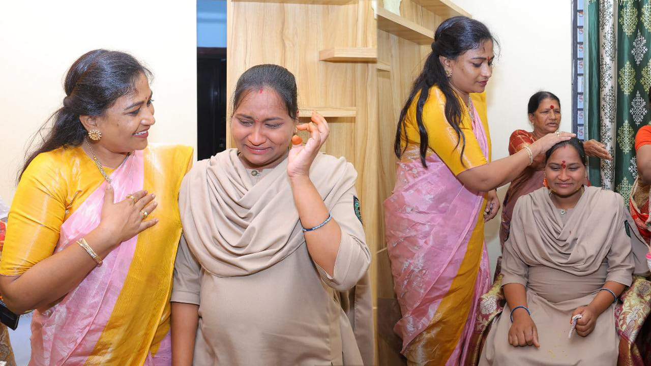 Vangalapudi Anitha: గతంలో తనను హౌజ్‌ అరెస్ట్‌ చేసిన మహిళా కానిస్టేబుల్ ...