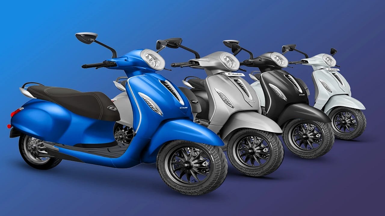 EV Scooter: మరో నయా ఈవీ స్కూటర్ లాంచ్‌కు బజాజ్ సిద్ధం.. ఈ నెలలోనే ...
