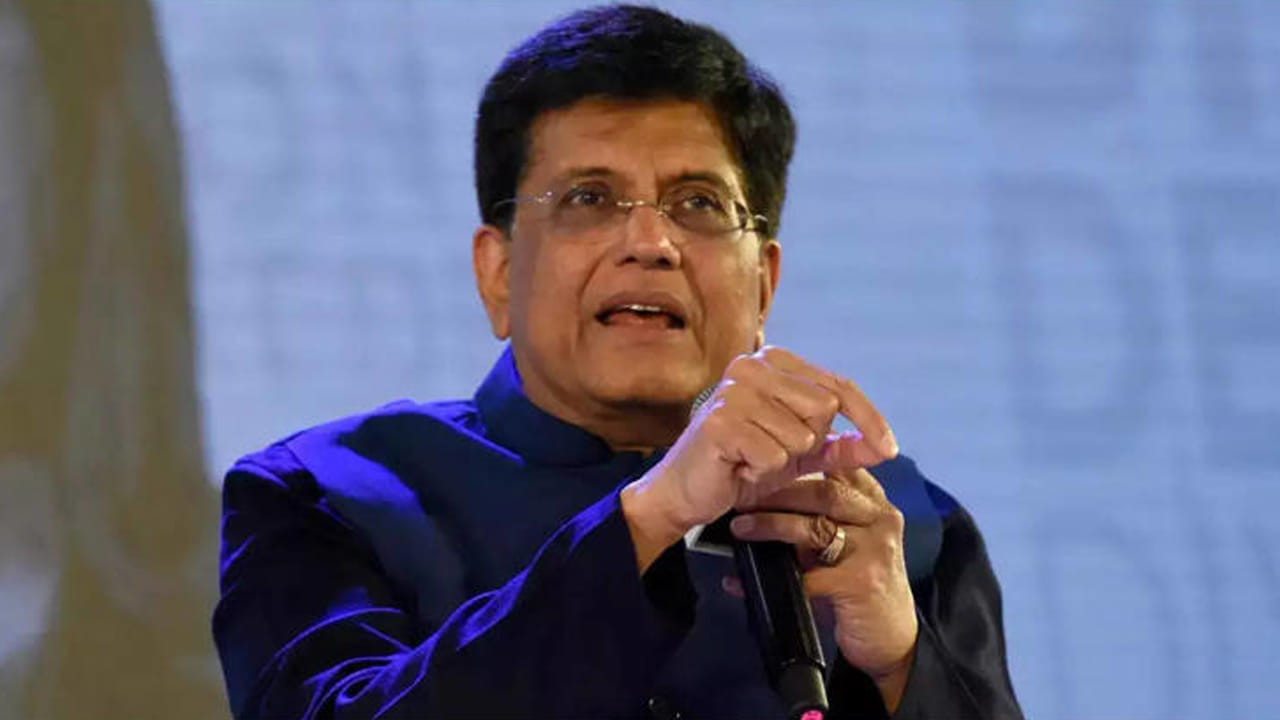 Andhra: ఏపీ ప్రభుత్వ హెలికాప్టర్‌లో సాంకేతిక సమస్య - పీయూష్ గోయల్ ...