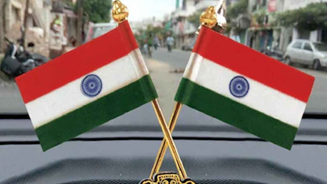 Independence Day: త్రివర్ణ పతాకంలోని మూడు రంగులు, అశోక చక్రం ఏ ...