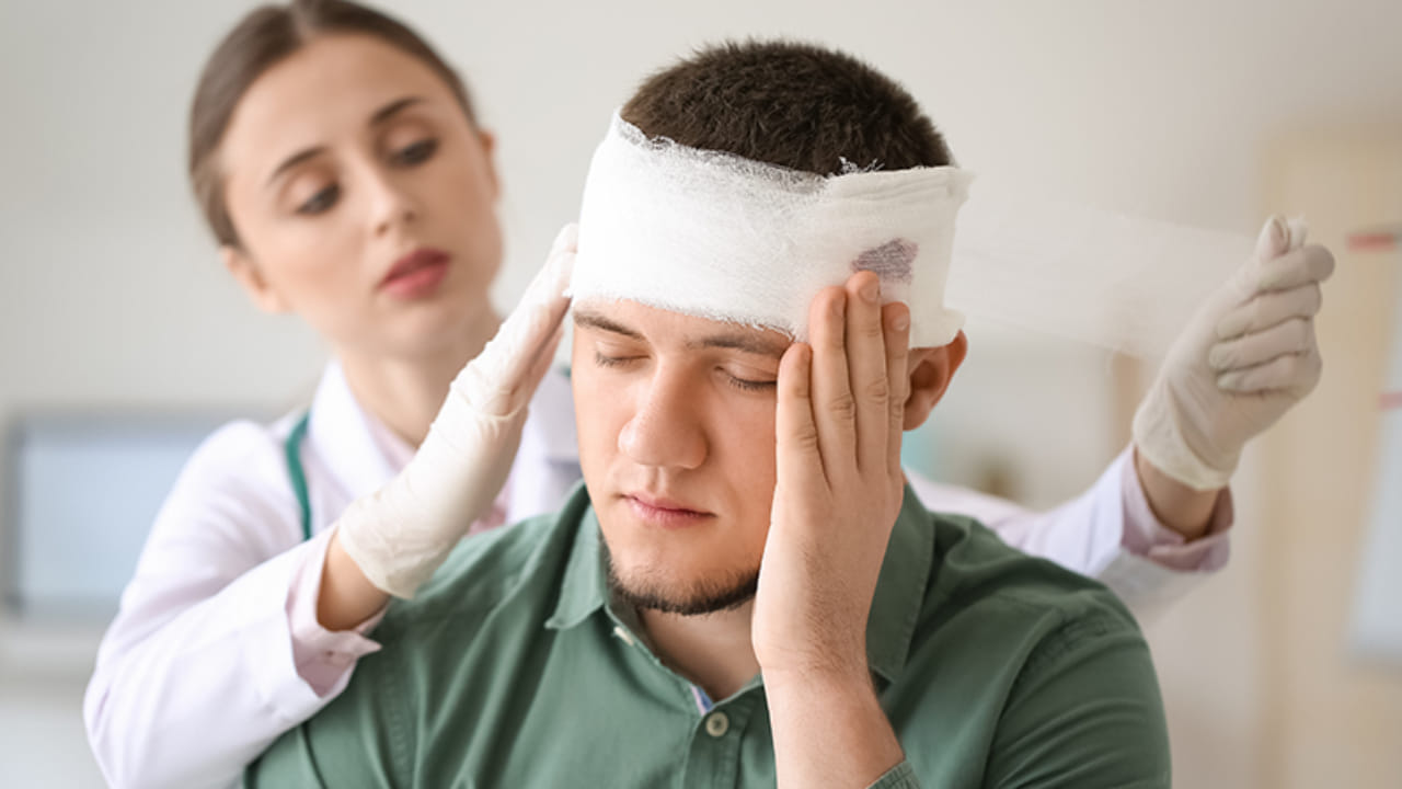 Head Injury: తలకు తగిలిన గాయాన్ని లైట్ తీసుకుంటున్నారా?.. భవిష్యత్తులో ...
