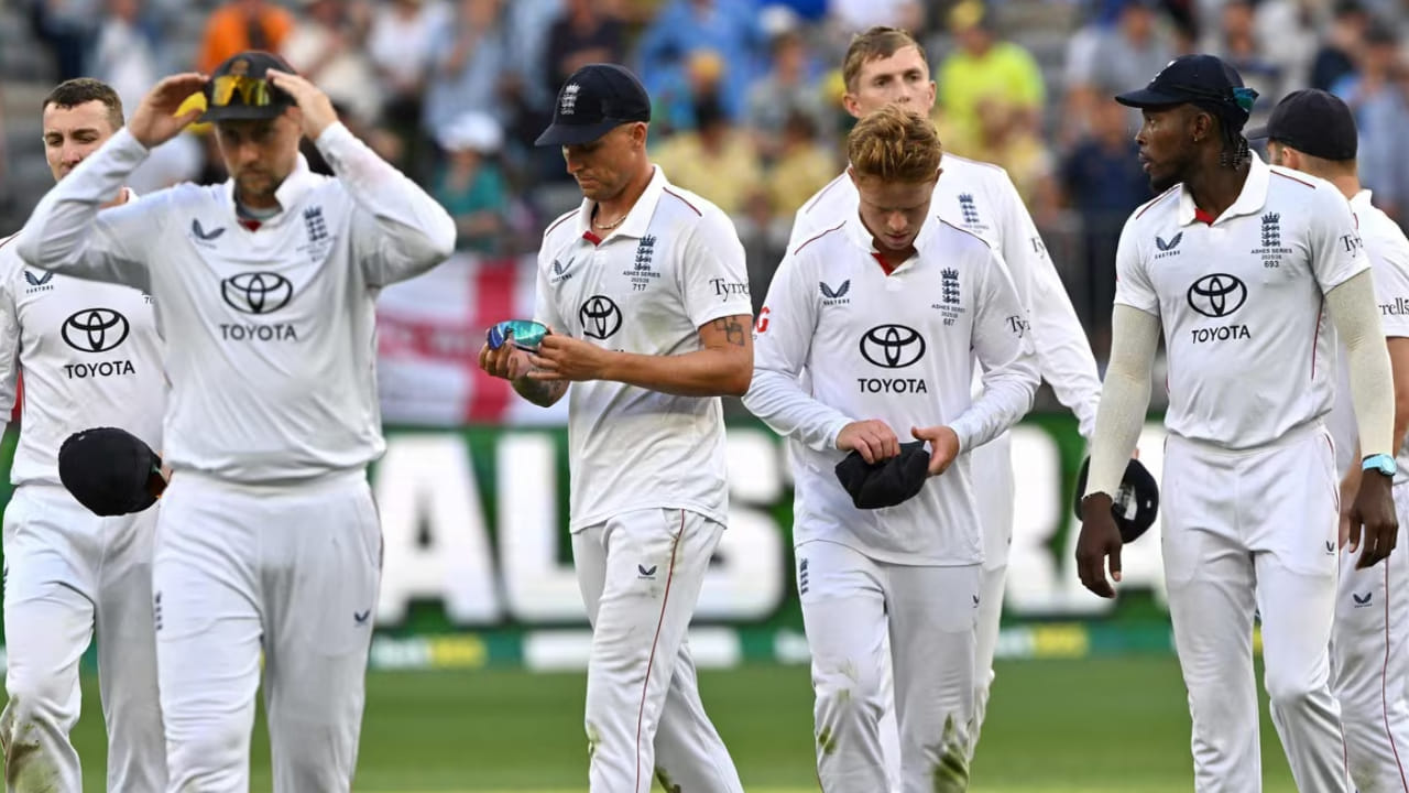 Perth Test : అదో బుర్ర లేని జట్టు..యాషెస్ ఓటమిని జీర్ణించుకోలేక ...