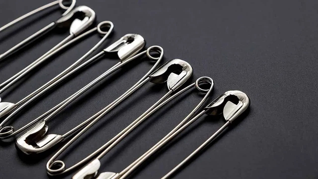 Safety Pin: సేఫ్టీ పిన్‌ చరిత్ర తెలిస్తే నోరెళ్లబెట్టాల్సిందే.. అసలు ...